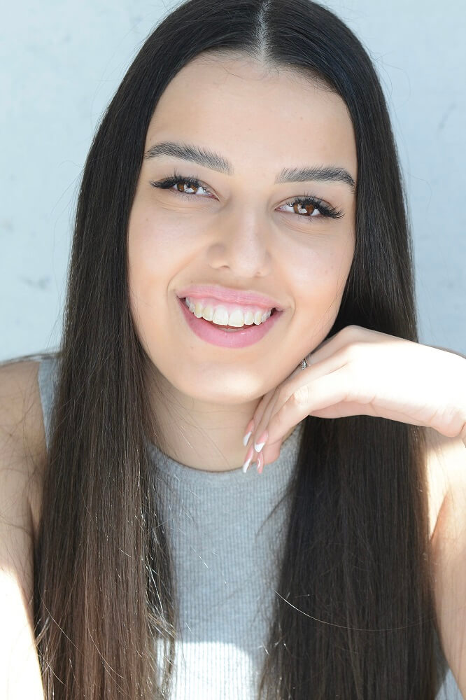Daniela R (1) | RMG Models